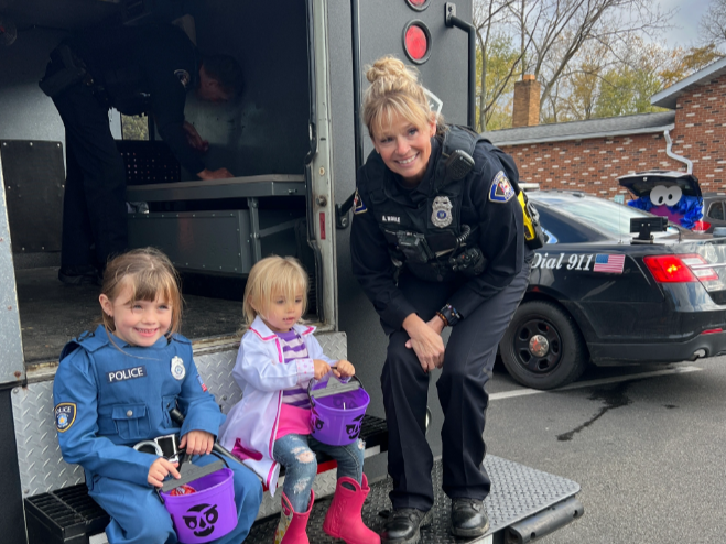 Dunkirk Police Participate in Trunk-or-Treat Event | Chautauqua Today