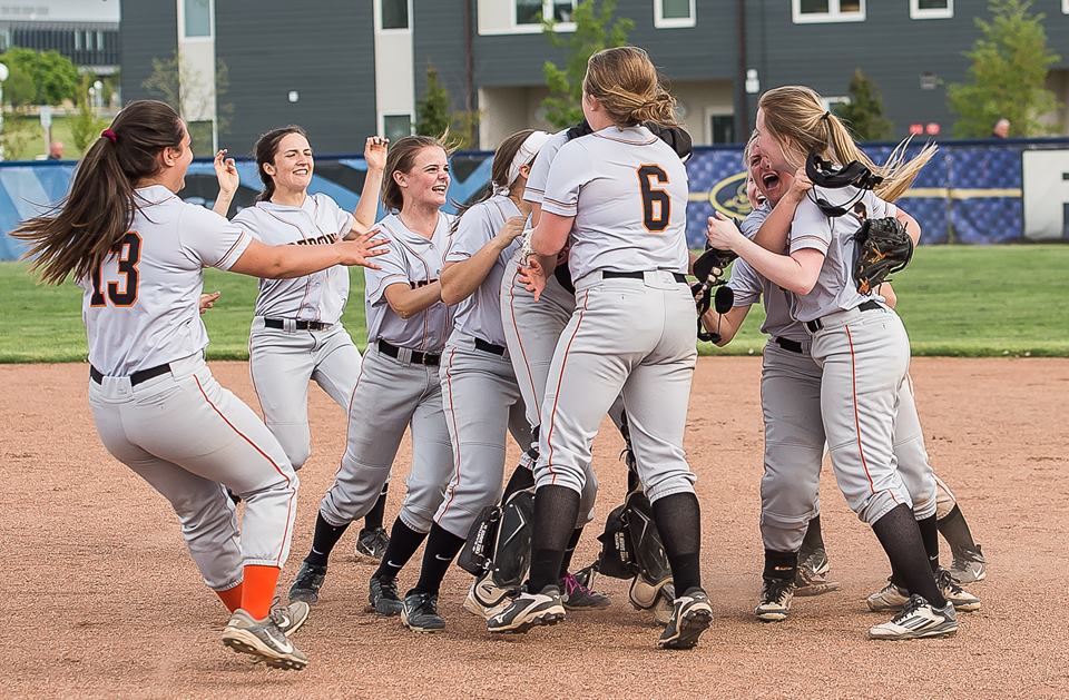Lady Billies Outlast Dunkirk in Wild Softball Semifinal | Chautauqua Today